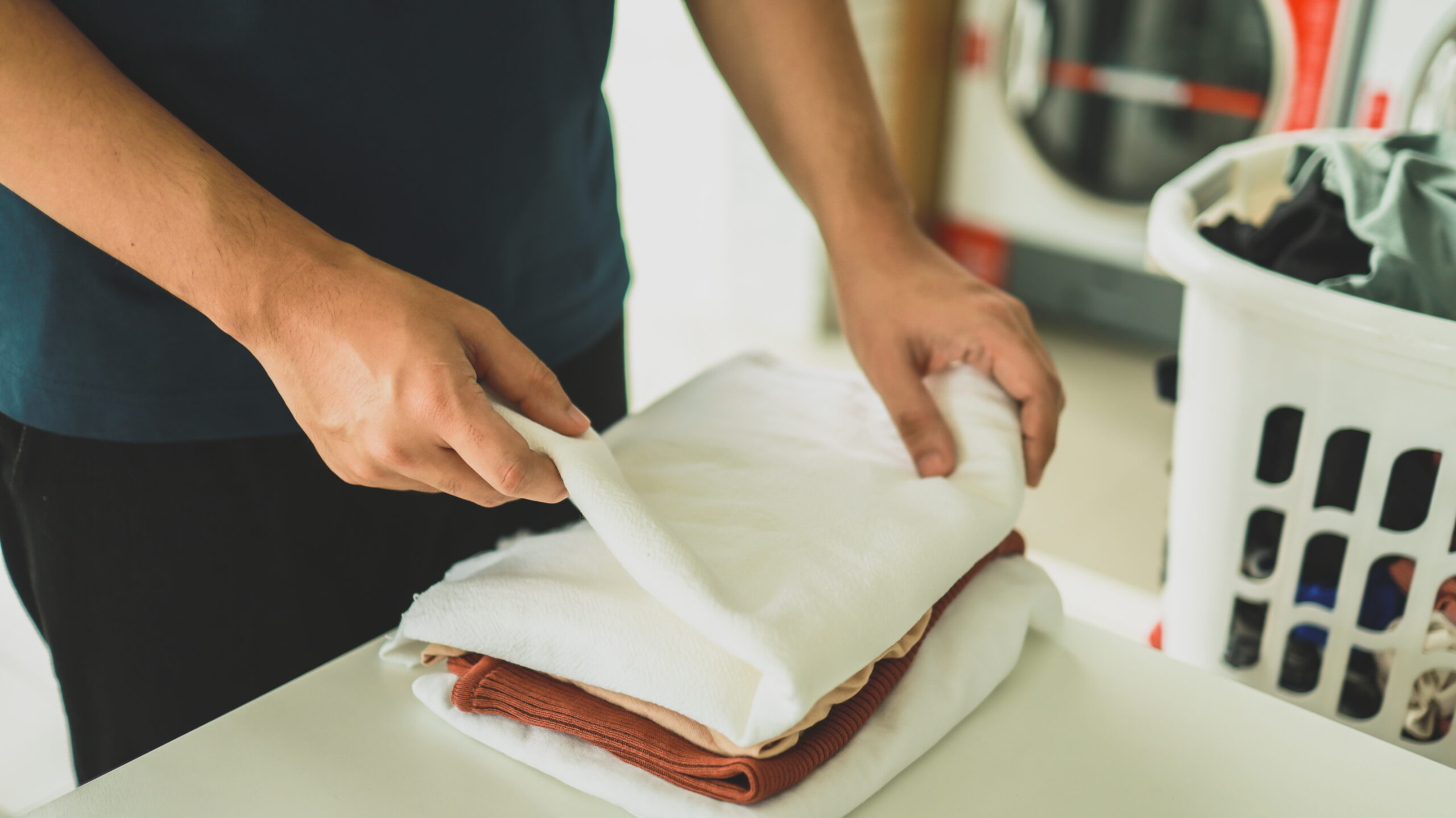 24hr Laundry & Dry Cleaning Services in Greens, Dubai